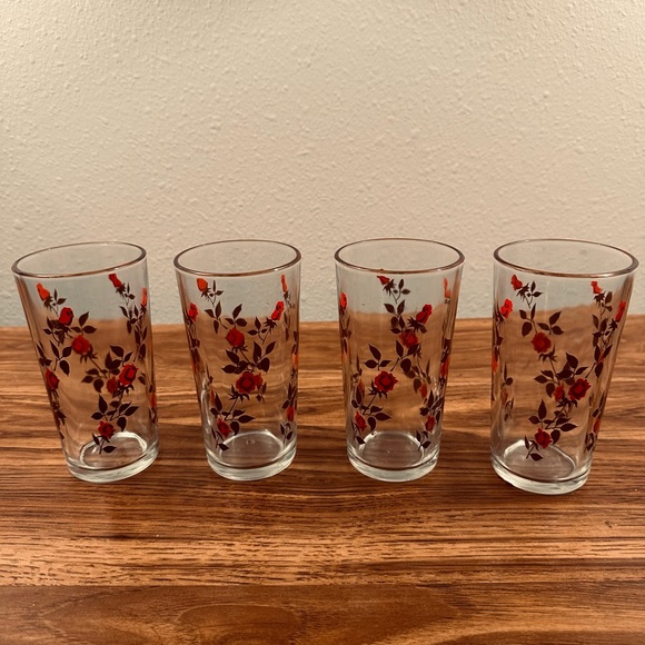 Anchor Hocking | Dining | Vintage Set Of 4 Anchor Hocking Red Rose Vine ...